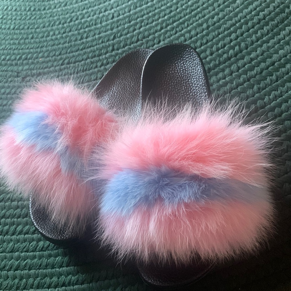 Pink Faux Fur Slides With Blue Stripe,Fluffy Slides,R… - Gem